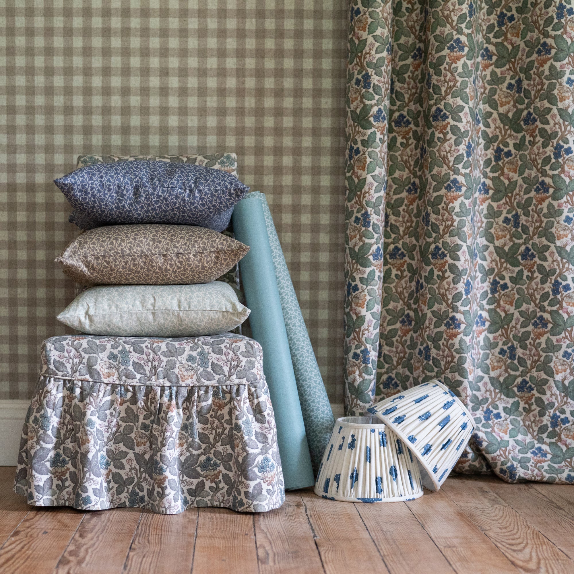 Inchyra - beautiful fabrics and wallpapers from the heart of Scotland